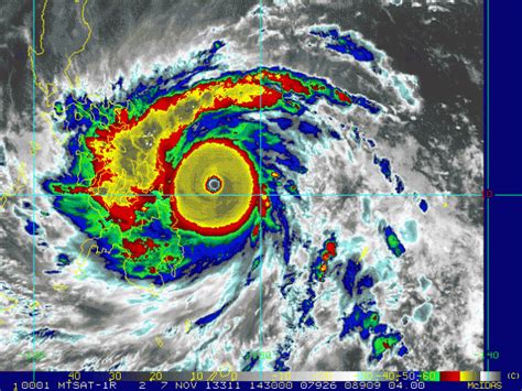 Super Typhoon Haiyan Hits Philippines As One Of Strongest Storm On Ever Recorded Update