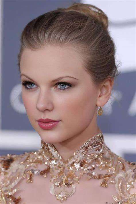 Taylor Swift Set The Internet On Fire When She Appeared Without Makeup