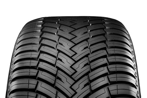 PIRELLI predstavilo nové CINTURATO ™ ALL SEASON SF 2 - Pneucentrum Mrázik