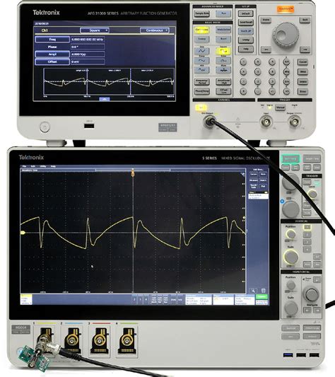 Tektronix AFG31252 Arbitrary Function Generator 2 Channels 250 MHz Max Frequency TEquipment