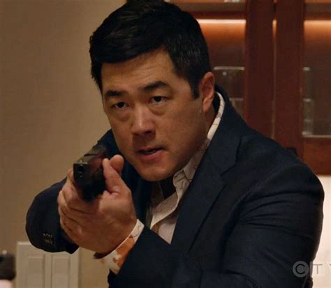 Tim Kang Magnum Pi 2x03