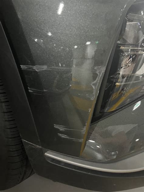 앞범퍼 긁힘ㅠㅠ 자동차 에펨코리아