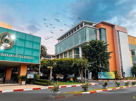 มหาวิทยาลัยราชภัฏราชนครินทร์ บางคล้า ดูข้อมูลที่เที่ยวบน Tripniceday