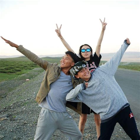 Sogoo Хүрэл илд Хүрэл илд нь 4 см өргөн 12 2 см өндөр 57 8 см урт 1444 гр жинтэй бөгөөд