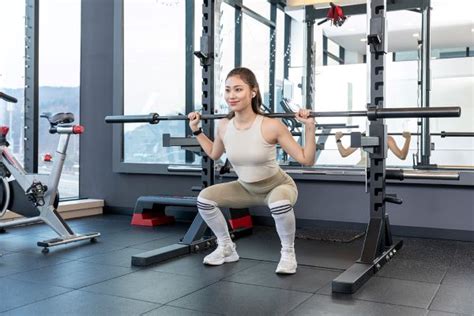 스쿼트 자세와 체형 분석