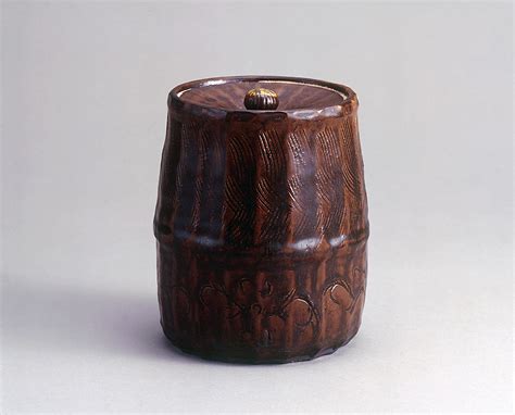 美濃焼伝統工芸品協同組合 鉄釉