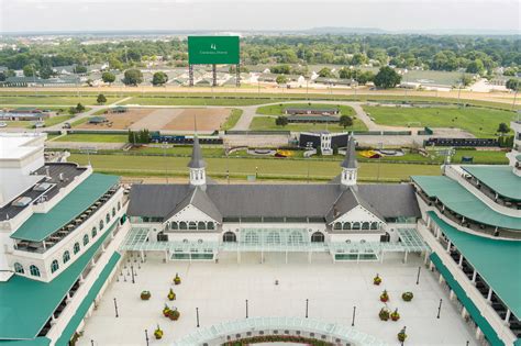 Experience Churchill Downs