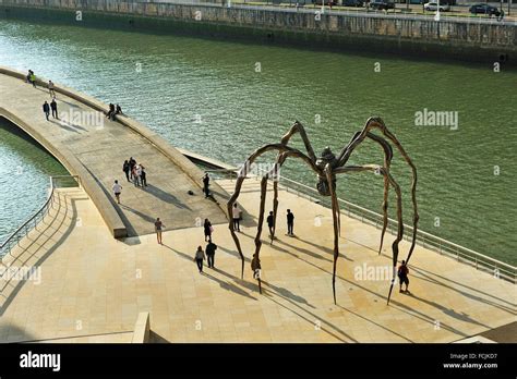 Maman´´ Sculpture By The French American Artist Louise Bourgeois 1911 2010 Beside The Guggenheim