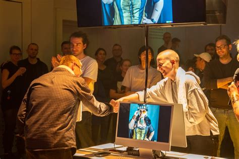 Prompt Battle Sebastian Schmieg Florian A Schmidt Bernadette Geiger Ella Zickerick