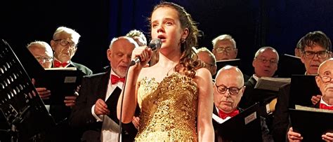 Amira-Online.com – The Official Amira Willighagen Web Site