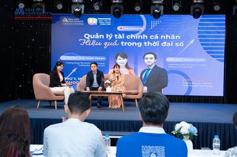Khi Sinh Viên Mê Học Qua Workshop Talkshow Tuổi Trẻ Online