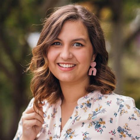 Elisabeth Bennett Substack