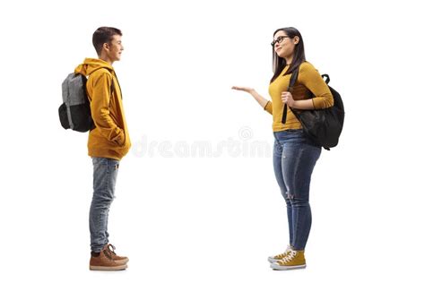 Profilschuß in Voller Länge Eines Männlichen Teenager Der Mit Einer