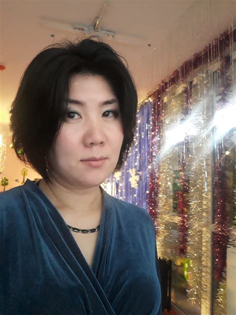 зөвхөн би Facebook