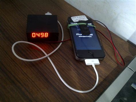 Tiny Ip Box Uses Brute Force To Unlock Passcode On Iphone
