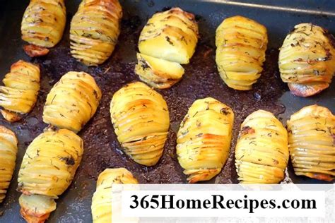 Fragrant Baked Potatoes Recipe With Photo