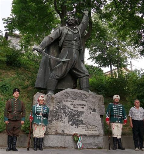 Габрово почете 165 години от подвига на Капитан Дядо Никола Gabrovo News