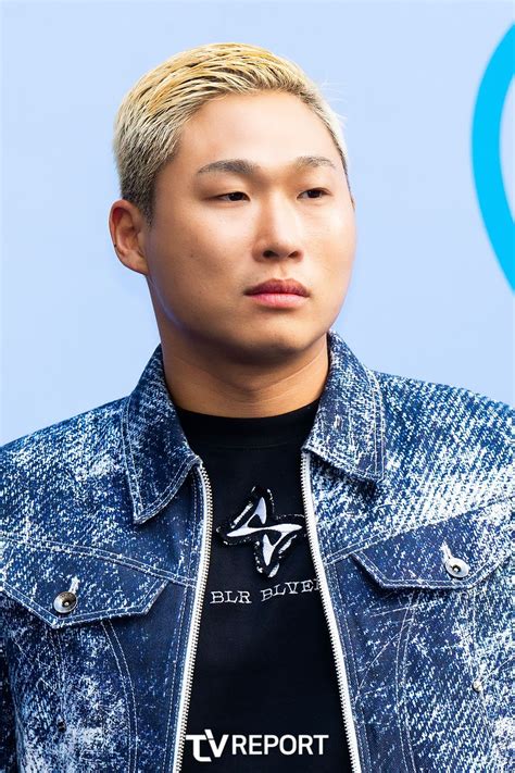 [t포토] 스윙스 카리스마 눈빛