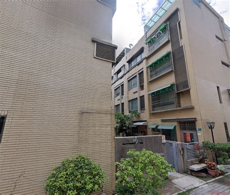 台南市永康區忠孝路別墅221台南永康區忠孝路法拍屋【永康新都】車庫別墅 房屋出售 樂屋網