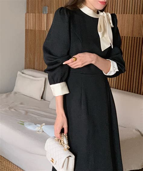 배색리본 햅번 롱원피스 하이넥 리본타이 스카프넥 퍼프 벌룬 긴팔 긴소매 솔리드 단색 하이웨스트 A라인 롱원피스가을 간절기