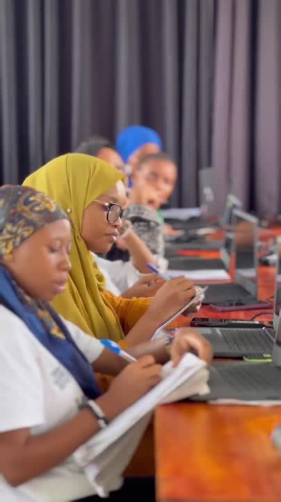 Apps And Girls On Linkedin Stem Techisfemale Girlsandtech