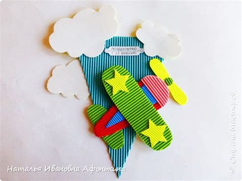 Самолётик из гофрированного картона