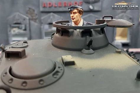 German Tank Crew Driver Normandy 1944 Half Body Figure 116