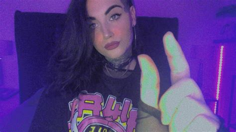 Would You Let Curvy Goth Teacher Fullfil Your Fantasies Scrolller