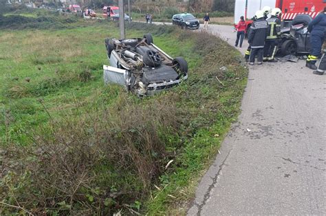 Cinco Feridos Em Colisão Entre Dois Carros Em Arouca