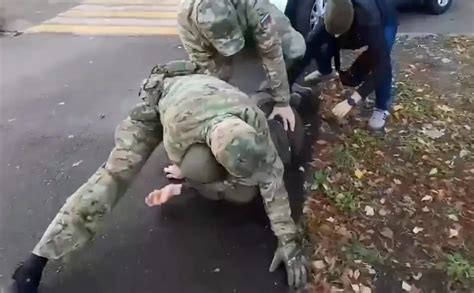 Житель Набережных Челнов задержан за связь с украинской террористической группой