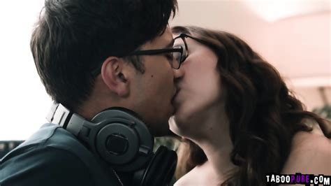 Max Falls From Leanas Seductions And Temptations Eporner