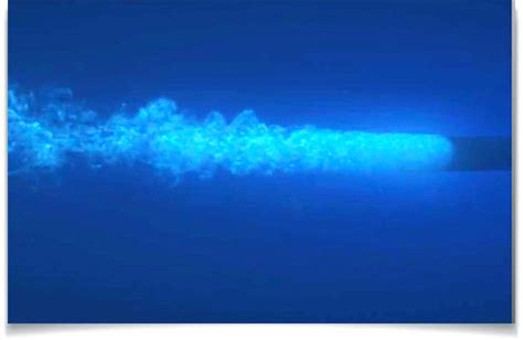 Creating A Torpedo Bubble Trial Using Maya Fluids