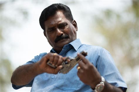 Mayuran Movie Wallpapers Posters And Stills