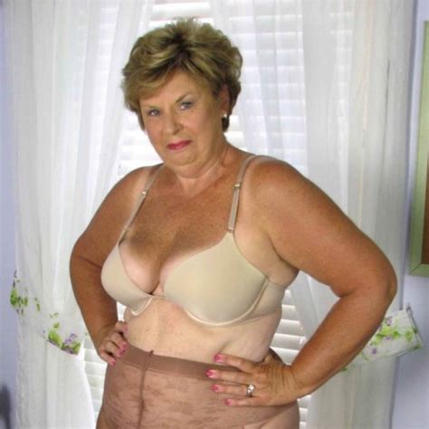 I Love Grannies Archive