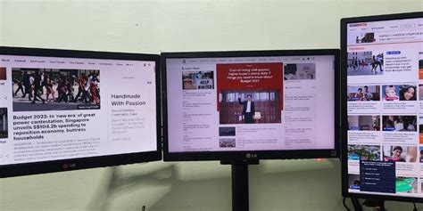 Multiple Monitor Display Setup Computers And Tech Parts And Accessories Monitor Screens On Carousell