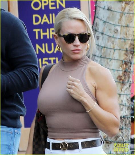 Alex Rodriguez And Girlfriend Jac Cordeiro Spend The Afternoon Shopping In Weho Photo 4874932