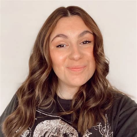 M A D Y W I S E Mady Wise On Threads