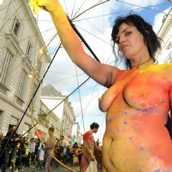 Naked Protesters Phun Org Forum