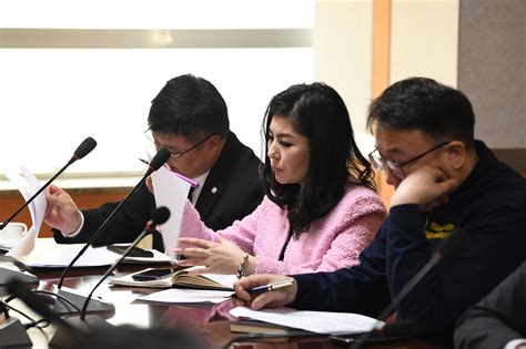 Хөгжлийн бэрхшээлтэй хүний эрхийг хангах нийслэлийн салбар зөвлөлийн энэ оны төлөвлөгөөг баталлаа