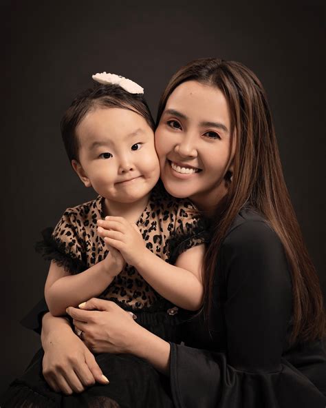 Жүжигчин О Цэнгэлийн жаргалтай гэр бүл ТАС МН