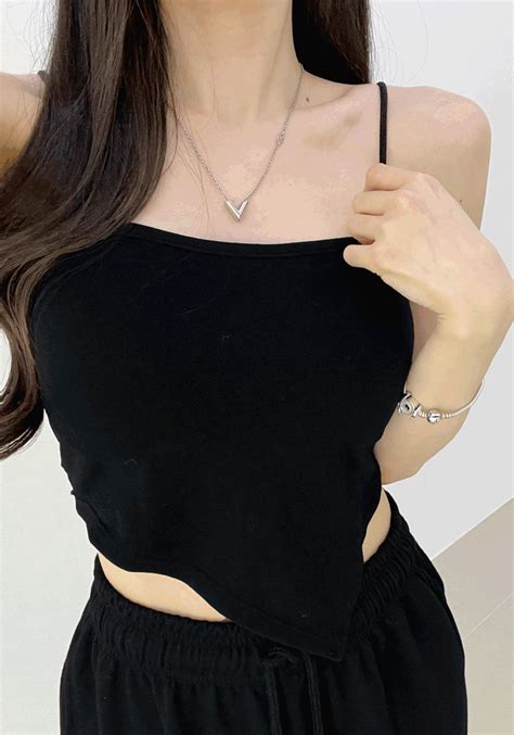[당일출고]사선 컷팅 캡나시 캡내장 2시이전주문시 스포츠브라 브라탑나시 여자속옷 탑브라 튜브탑 브라렛 탱크탑 브라탑 나시 여름