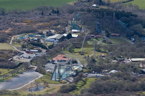 The Uks Worst Theme Park With Crumbling Rides As Visitors Vow Never To Return Uk News