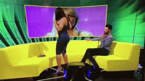Epic Twerk Fail S Tenor
