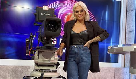 Fanny Revela Qual O Grande Sonho Na TV E Como Gere A Vida Familiar Com O Trabalho