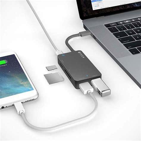 The USB C Hub With Memory Card Reader And Power Delivery Gadgetsin