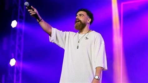 آبروریزی بزرگ در کنسرت آقای خواننده؛ واکنش معین زندی به اتفاقات چه بود