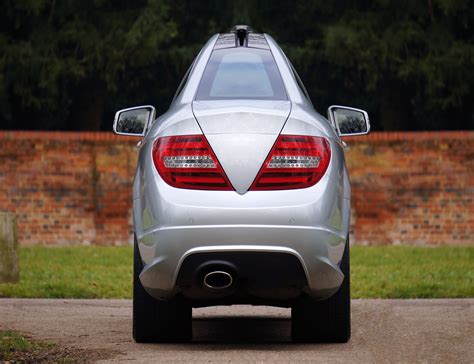 무료 이미지 과학 기술 교통 수송 드라이브 금속 현대 스포츠카 옥외 초차 사치 은 모터 의자 가마 스타일 메르세데스 벤츠 사설 육상 차량