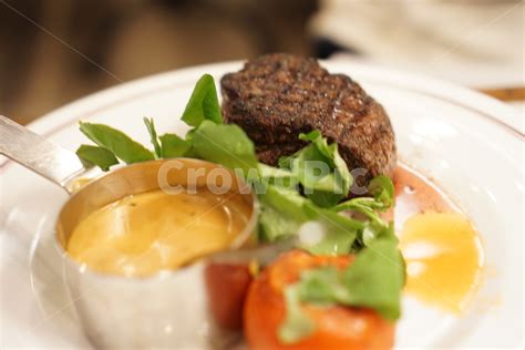 스테이크 고기 안심 브런치 음식 사진 이미지 일러스트 캘리그라피 삐아작가