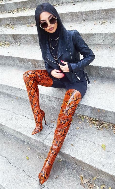 Goddess In Boots Heels Outfit Anziehsachen Overknee Stiefel Leder