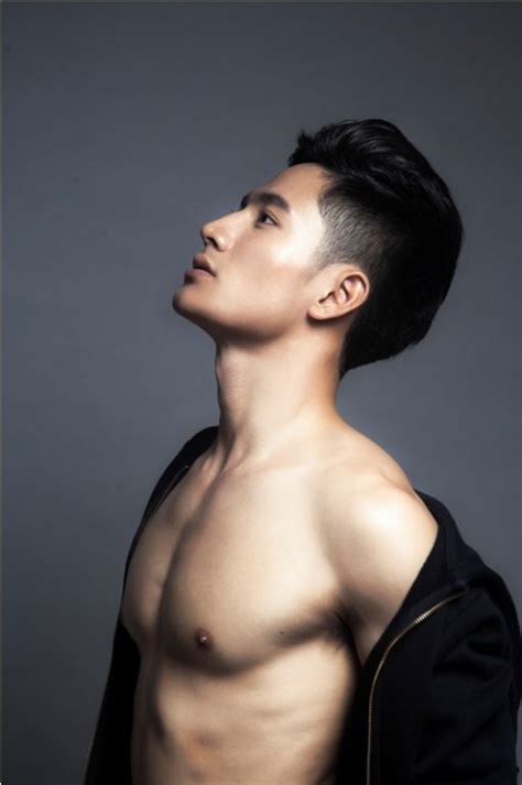 Hot boy Việt Nam lộ hình nude hot nổ mắt Vua quần sịp đồ chơi tình dục nam